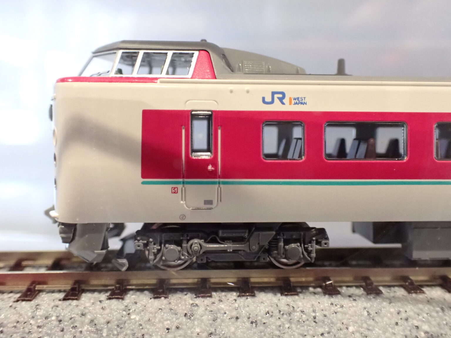 【KATO】381系 ゆったりやくも（ノーマル編成•グレー台車）2025年2月発売 | モケイテツ