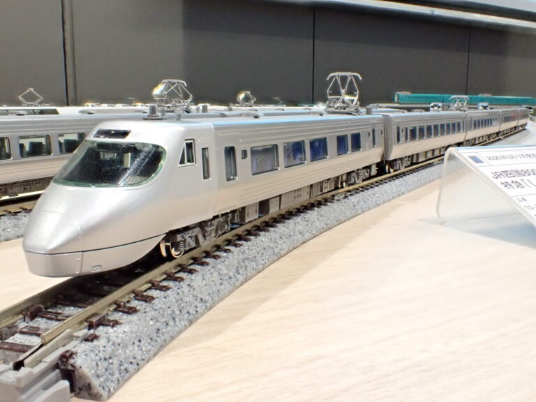 【KATO】8000系 しおかぜ•いしづち（1回目リニューアル工事施工車）2025年7月発売 | モケイテツ