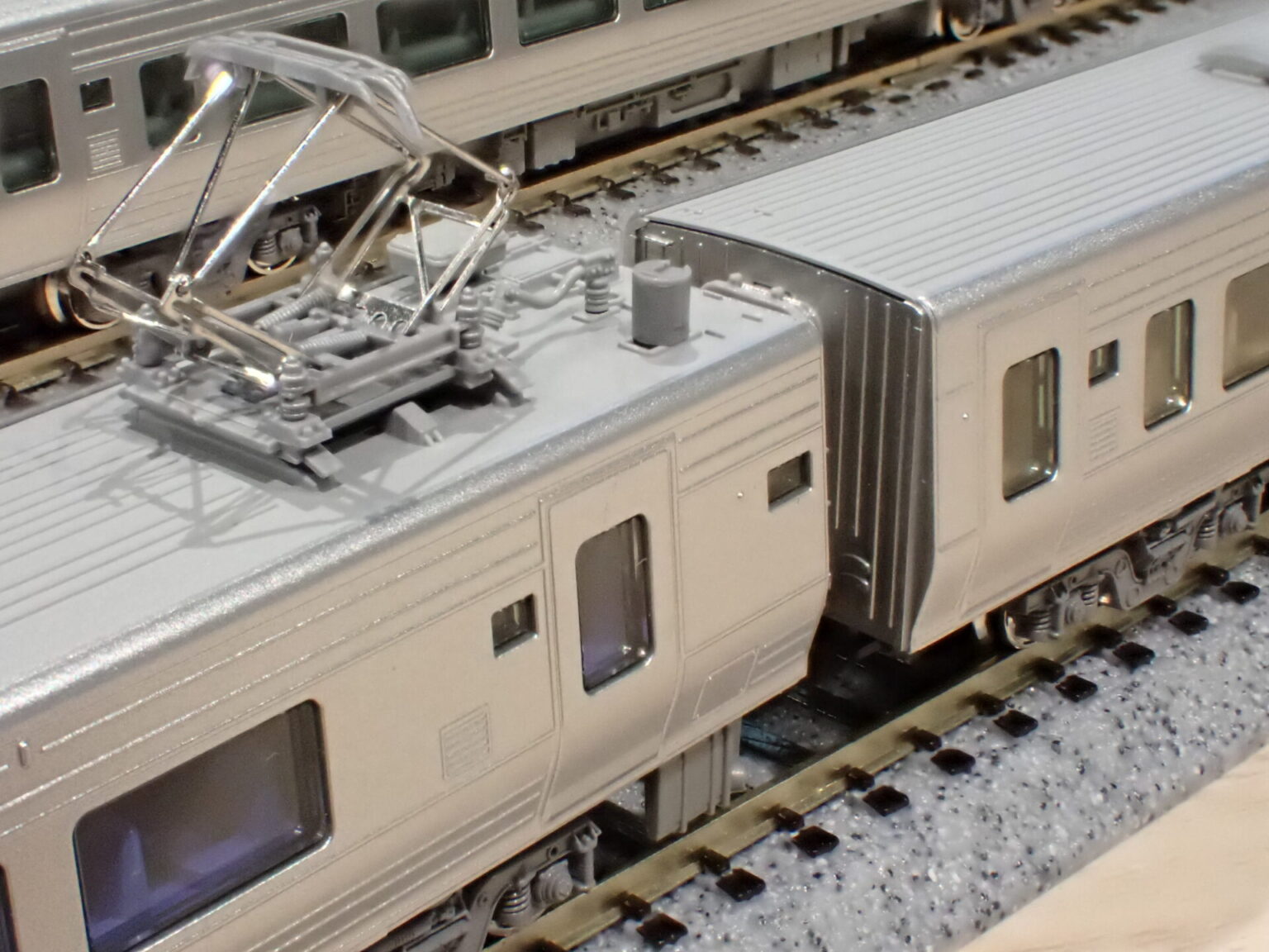 【KATO】8000系 しおかぜ•いしづち（1回目リニューアル工事施工車）2025年7月発売 | モケイテツ